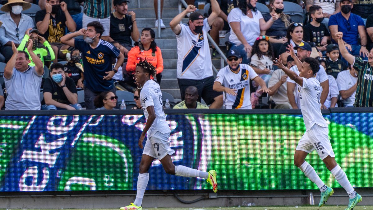 Kevin Cabral Scores in the 86th Minute, as LA Galaxy tie LAFC 3-3 – NBC ...