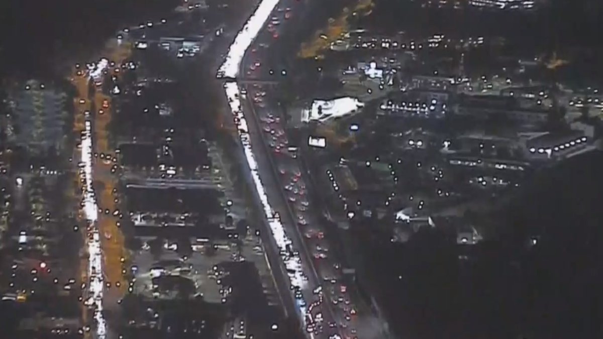101 Freeway Lanes Closed in Calabasas – NBC Los Angeles