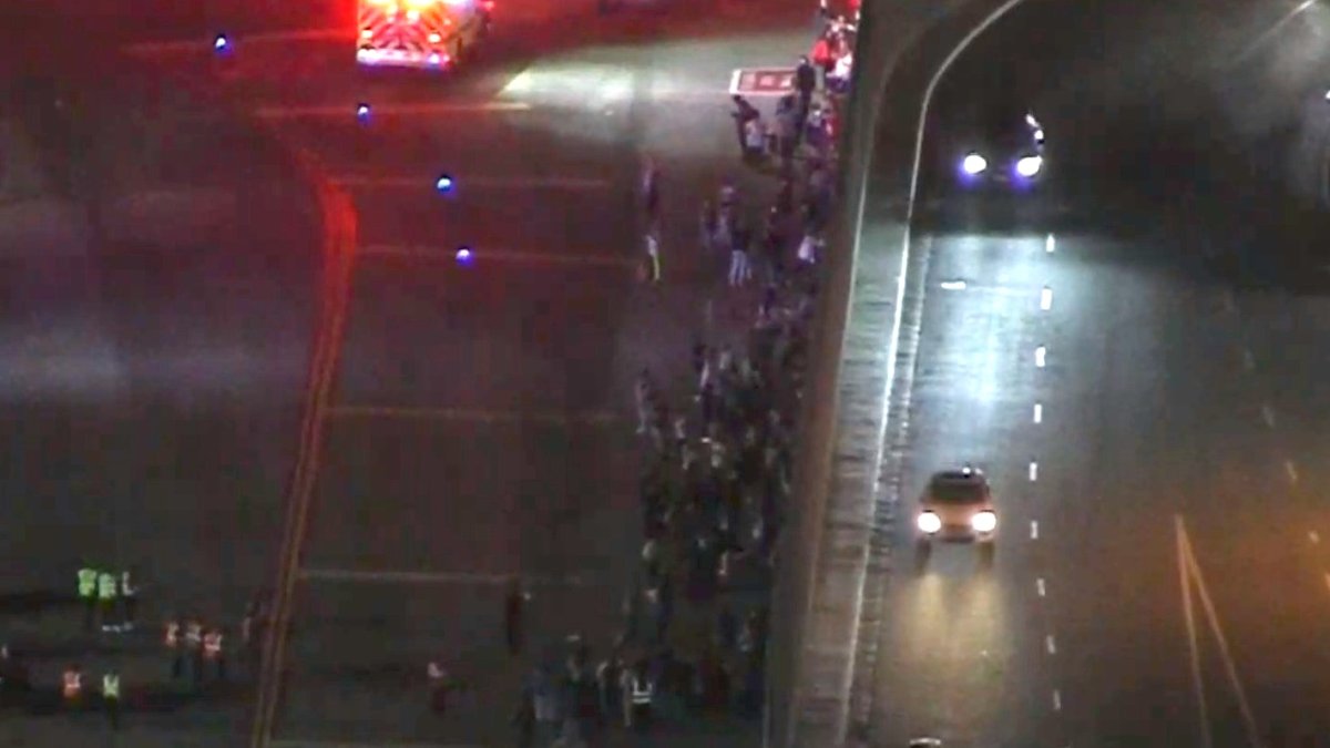 Report of Possible Shooter Causes LAX Panic – NBC Los Angeles