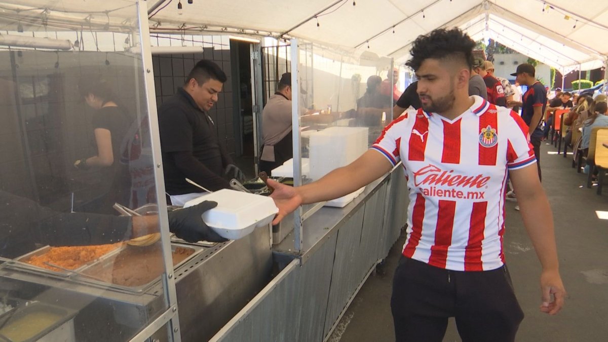 Taco Shop Owner ‘Thankful’ for Opportunity to Serve Free Meals on ...
