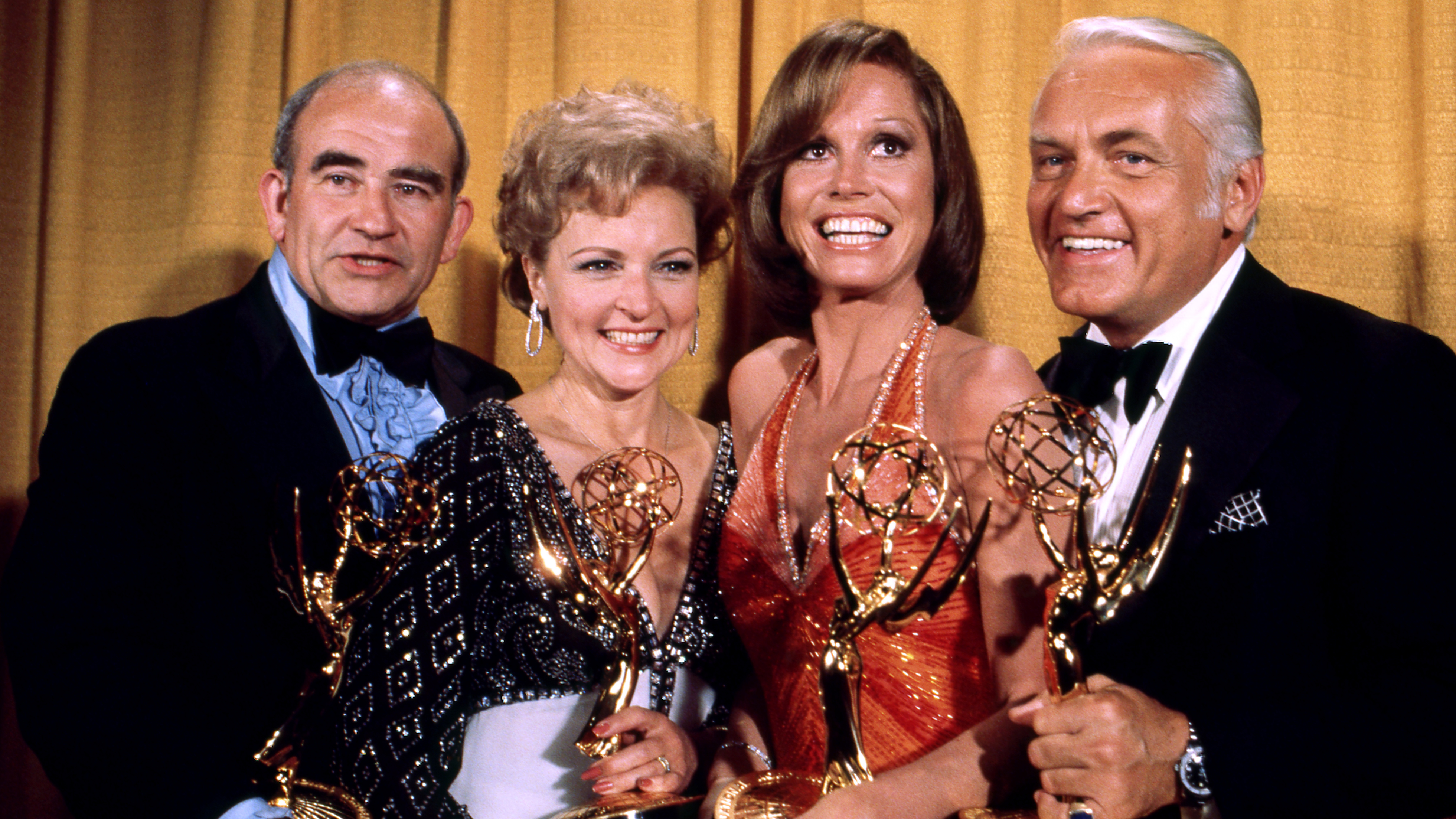 Betty White Through the Years in Pictures – NBC Los Angeles