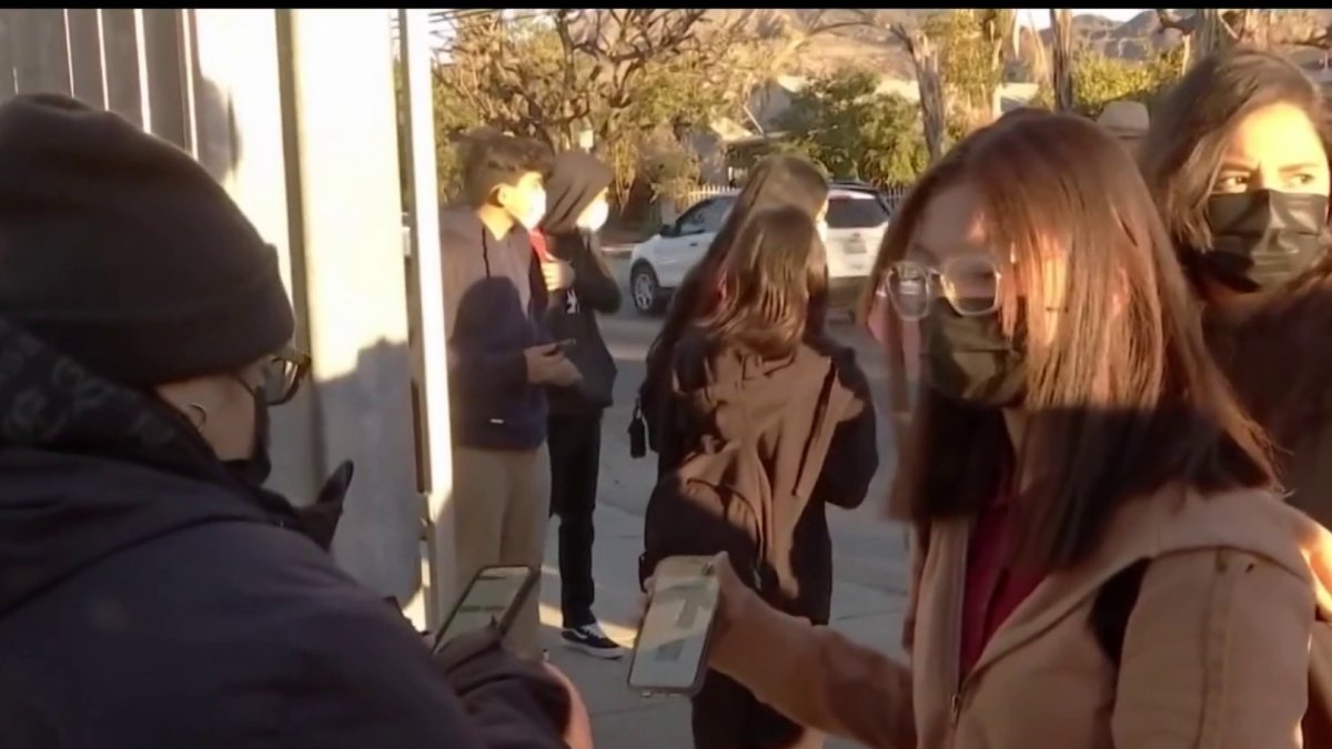 LAUSD Students Return to Class, as Everyone Gets Used to Glitches – NBC ... LAUSD Students Return to Class, as Everyone Gets Used to Glitches – NBC ...