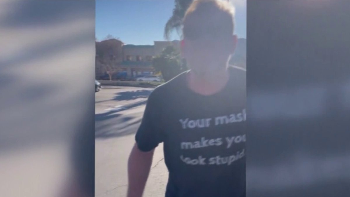 Watch: Man Goes on Anti-Mask Rant in La Crescenta – NBC Los Angeles