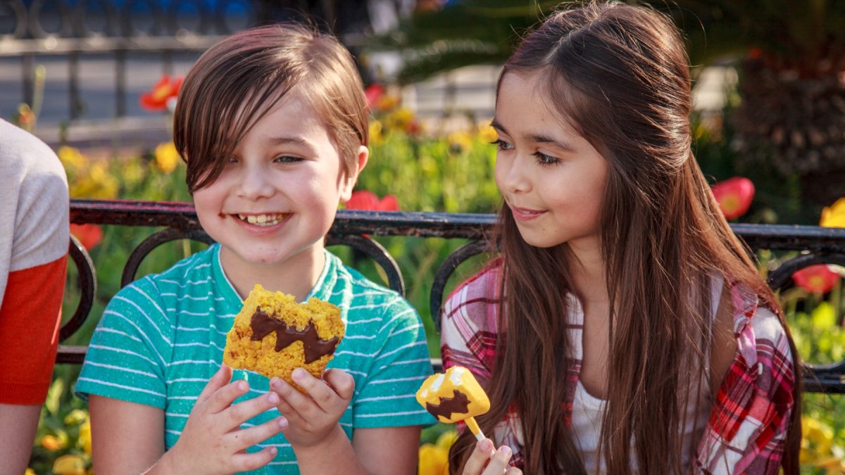 Sweets, Sun, Snoopy: Knott’s Peanuts Celebration Returns – NBC Los Angeles