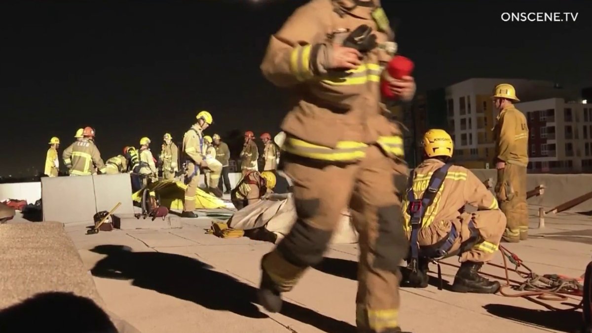 Woman Rescued From Utility Chute – NBC Los Angeles