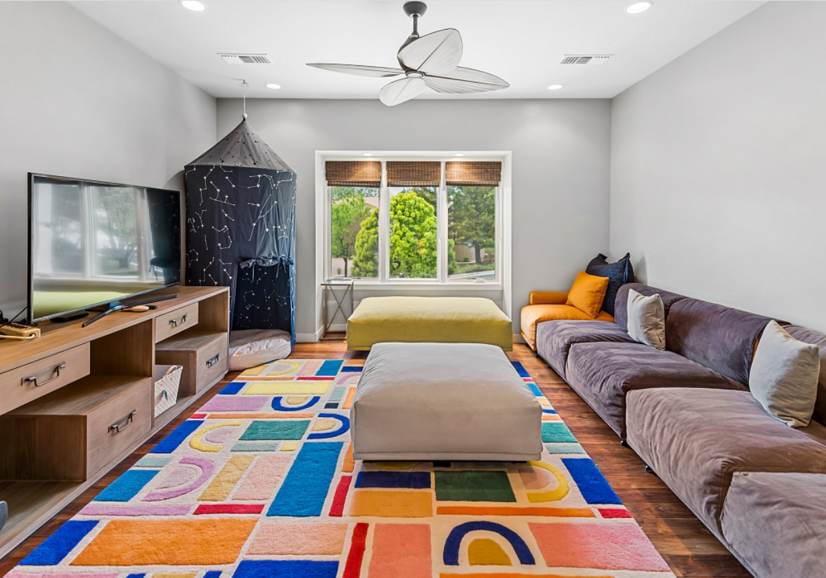 Pictures: Rams’ Aaron Donald Selling Calabasas Mansion – NBC Los Angeles