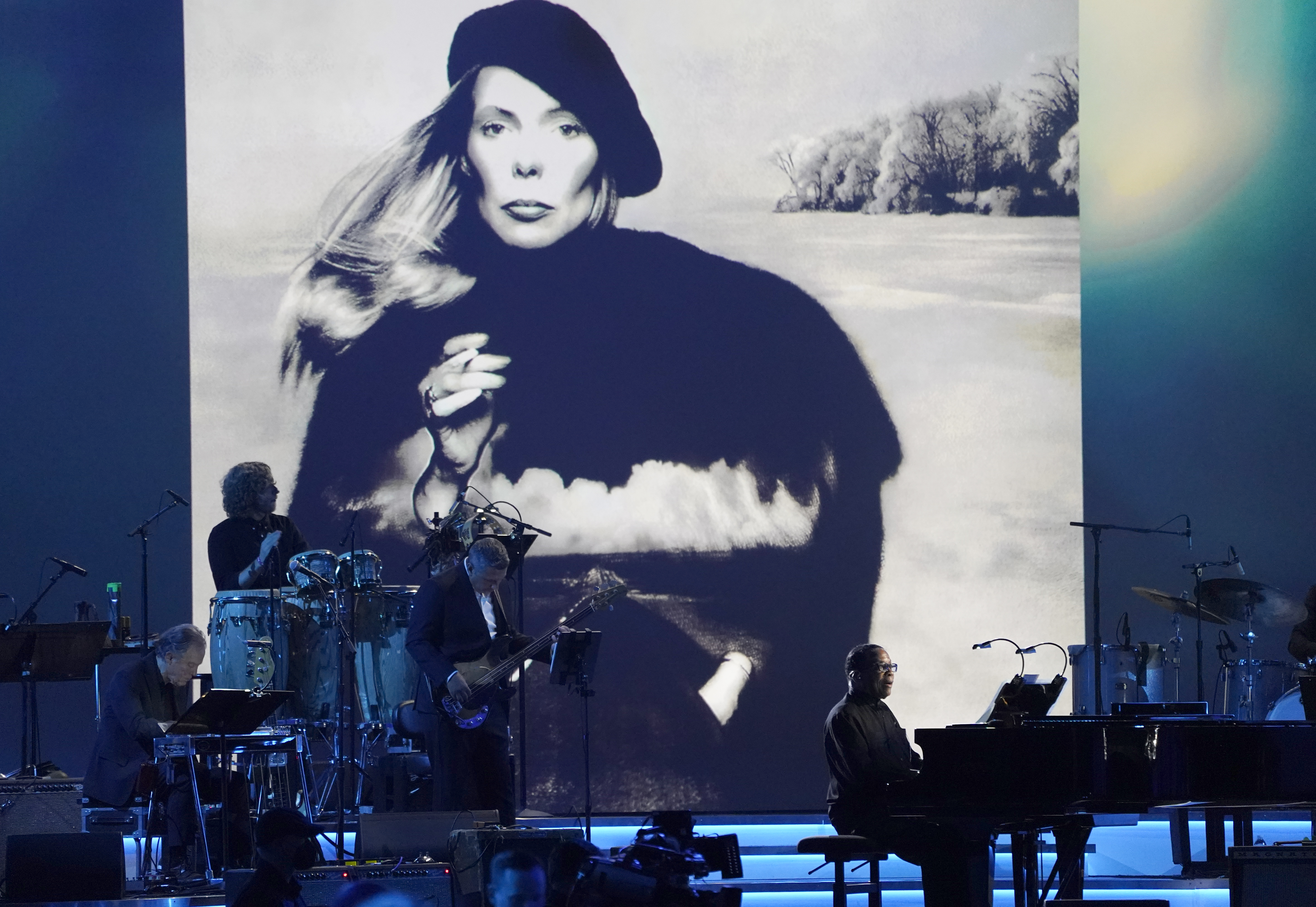 Generations Sing to Joni Mitchell in Pre-Grammys Tribute – NBC Los Angeles