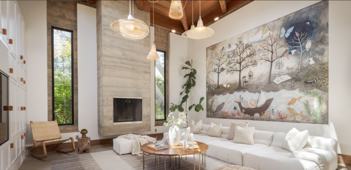 Alyson Hannigan is Selling Her Encino Complex for $18M – NBC Los Angeles