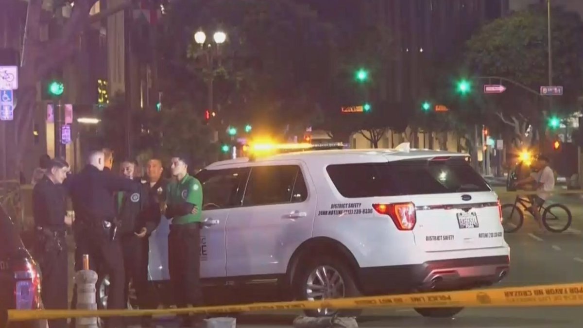Four Shot Outside Downtown LA CVS – NBC Los Angeles
