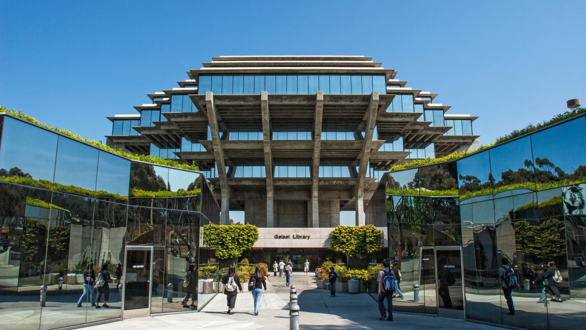 Person dies after fall from UC San Diego’s Geisel Library – NBC Los Angeles