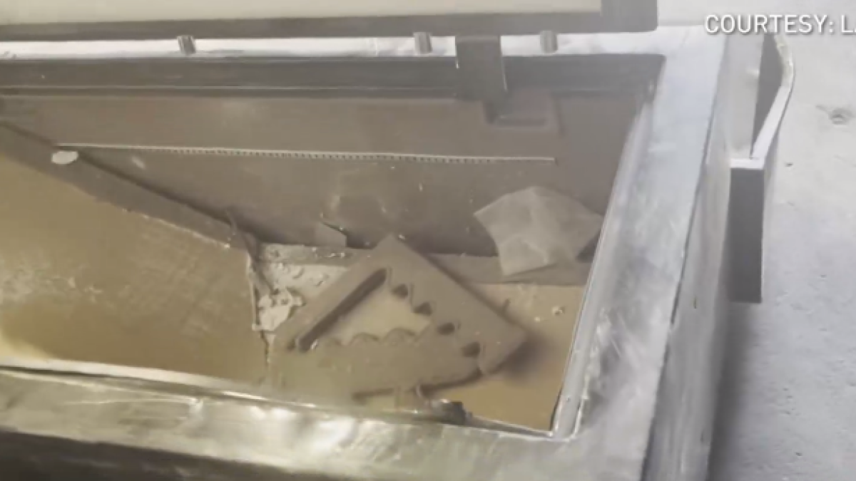 Investigators Open 600-Pound Steel Safe Found in LA Canyon – NBC Los ...