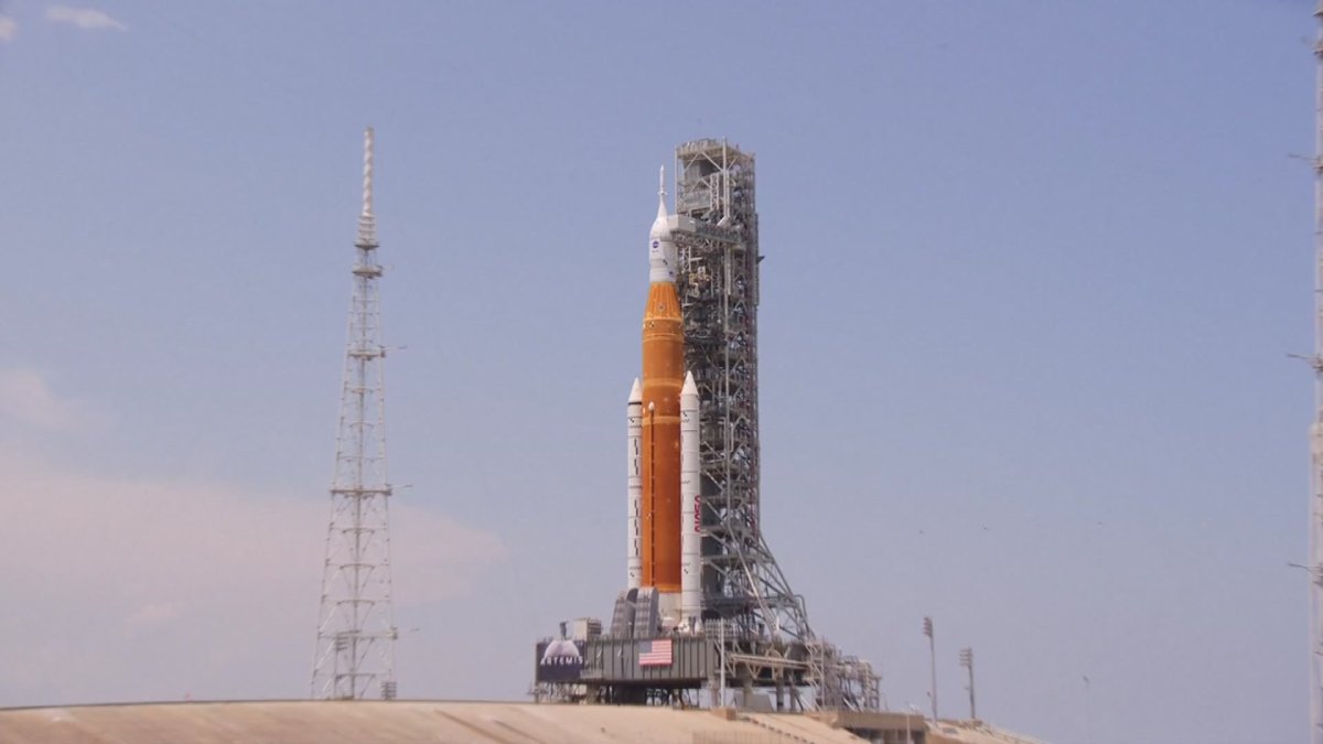 NASA Cancels Launch of Artemis Moon Rocket After Fuel Leaks, Engine ...