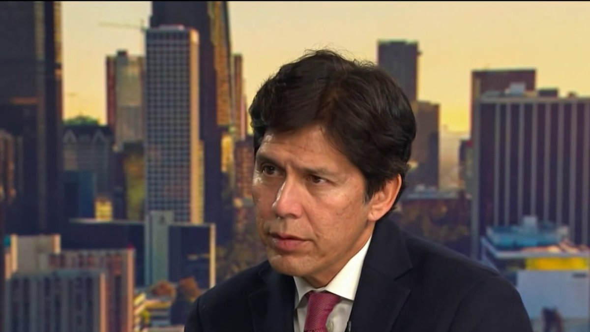 City Council Will Resume In-Person Meetings Without De Leon – NBC Los ...