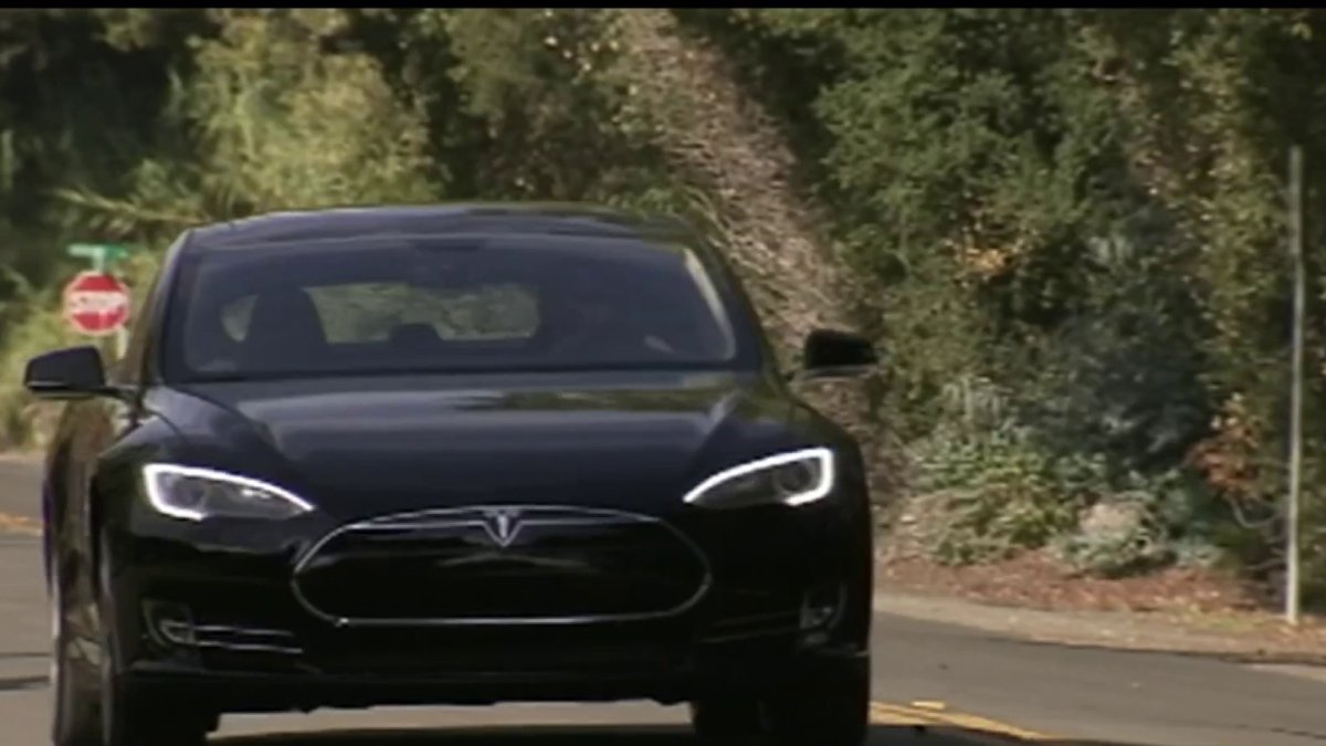 Department of Justice Investigating Tesla Autopilot Feature – NBC Los ...
