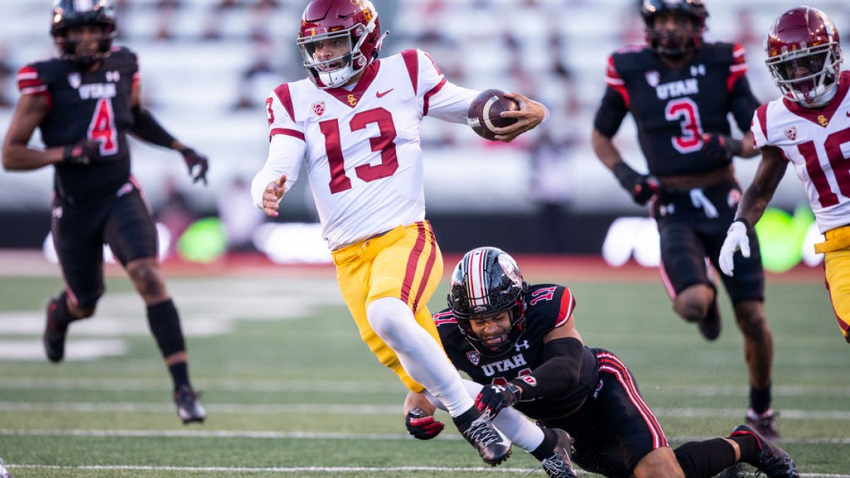 Down Goes USC! Previously Unbeaten No. 7 Trojans Fall to No. 20 Utah 43 ...