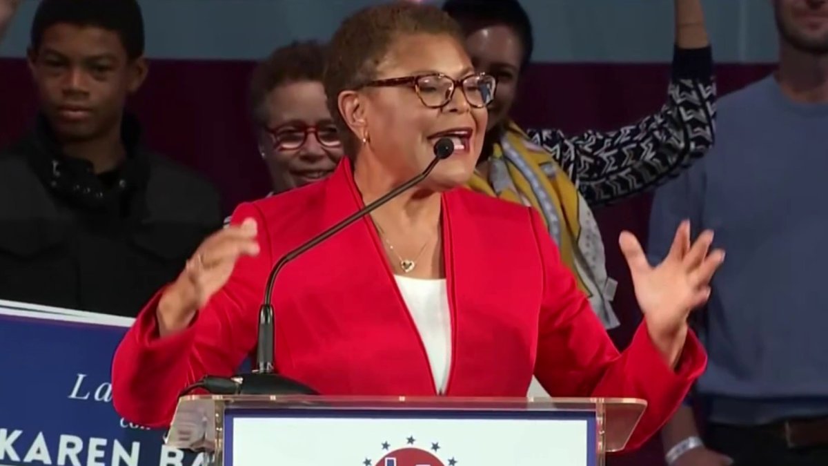 Karen Bass Projected To Win Race For La Mayor Nbc Los Angeles