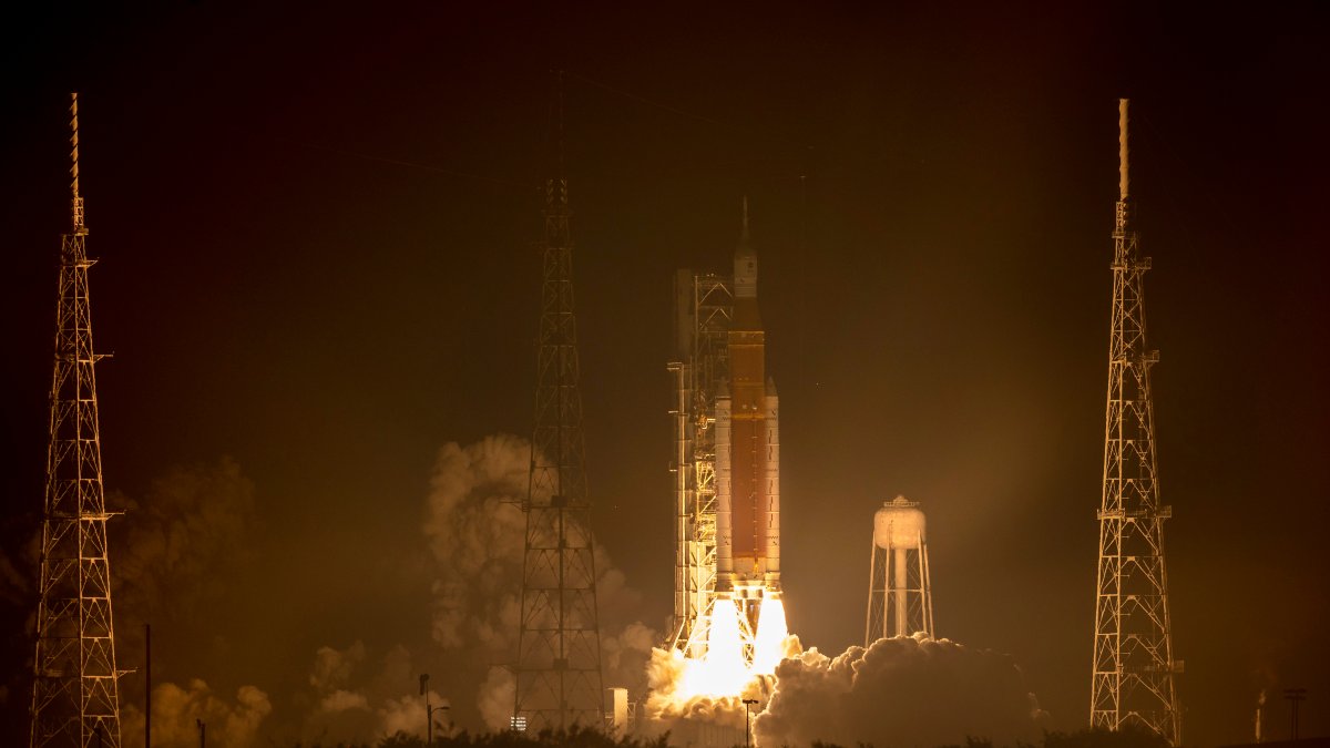 Here Are the Key Moments to Watch During the Artemis Mission – NBC Los ...