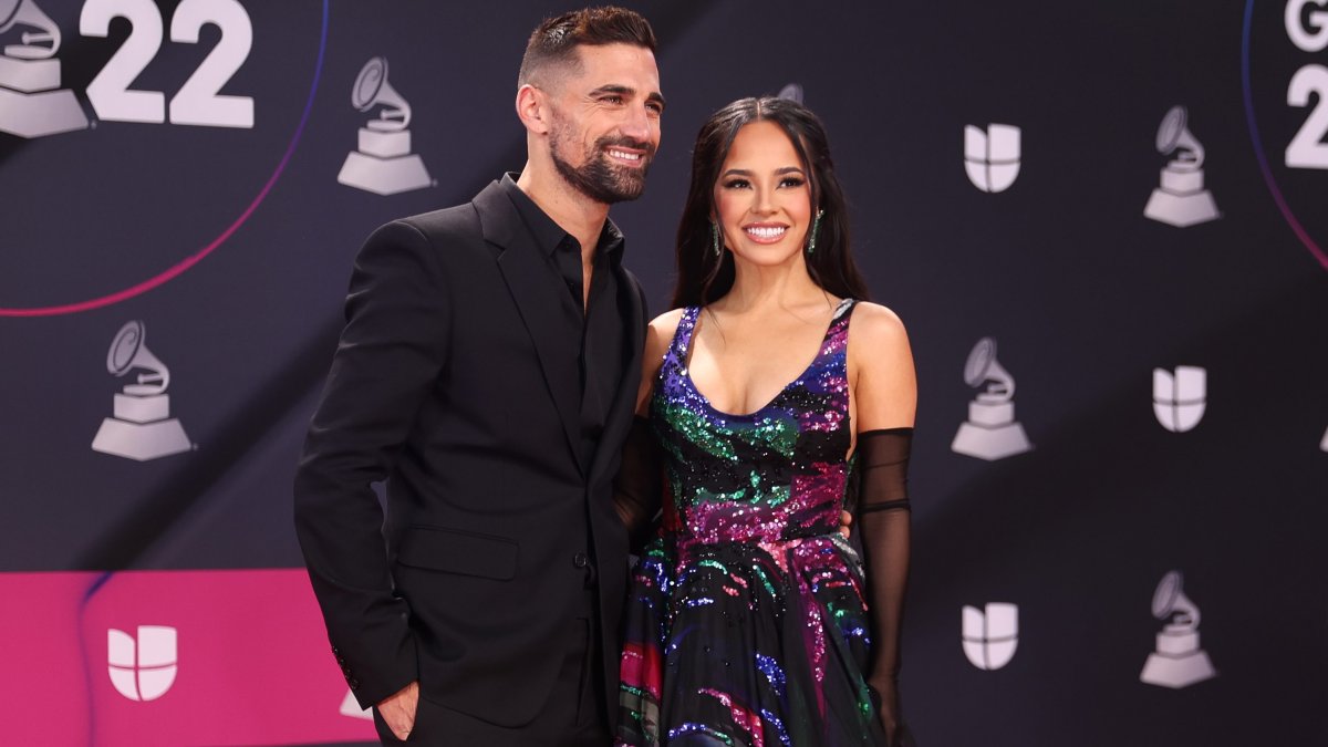 Becky G Is Engaged to Soccer Star Sebastian Lletget – NBC Los Angeles
