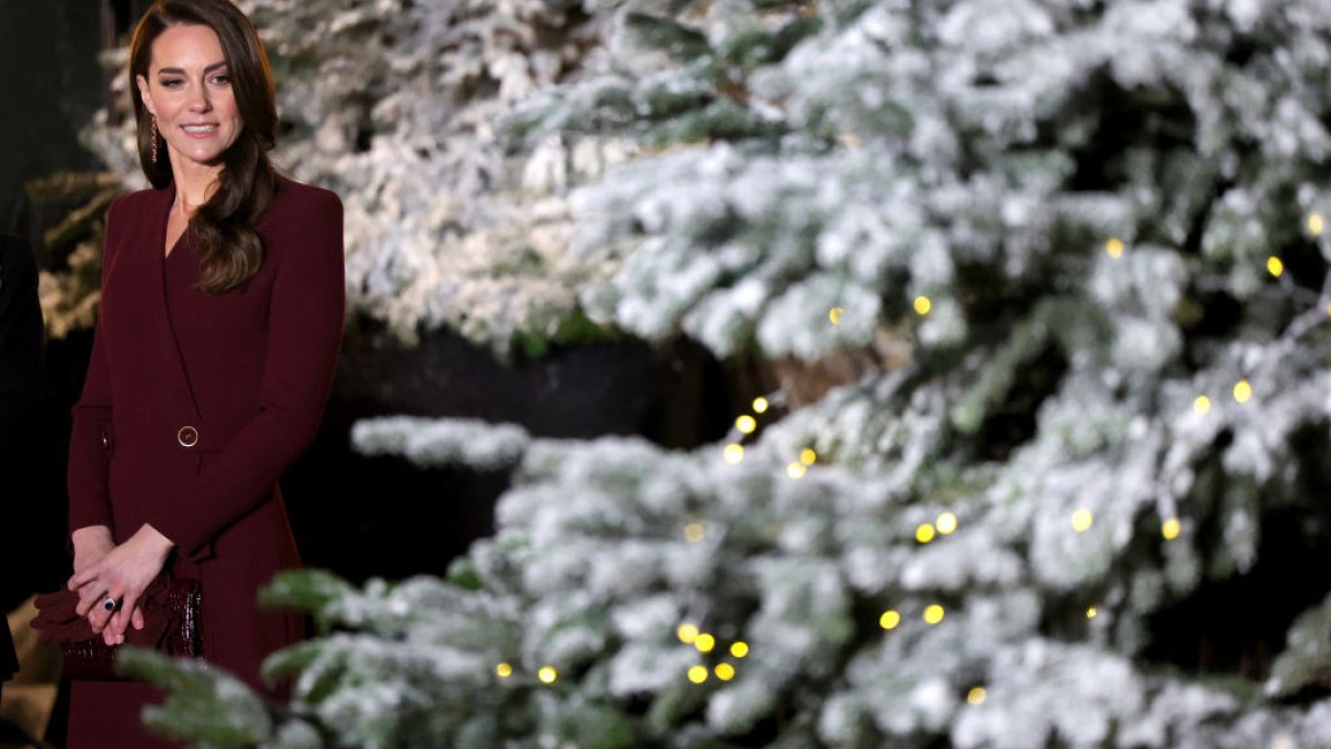 Watch Kate Middleton Reflect on Queen Elizabeth’s “Incredible” Legacy ...