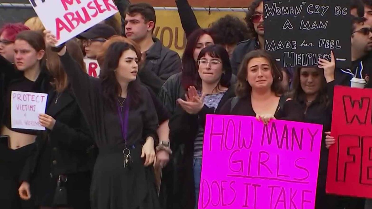 TikTok Sets Moorpark College Protest in Motion After Woman Says She Was ...