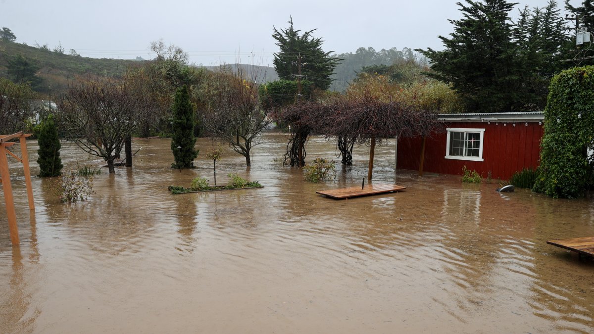 Storm Evacuations Ordered In Northern California Nbc Los Angeles