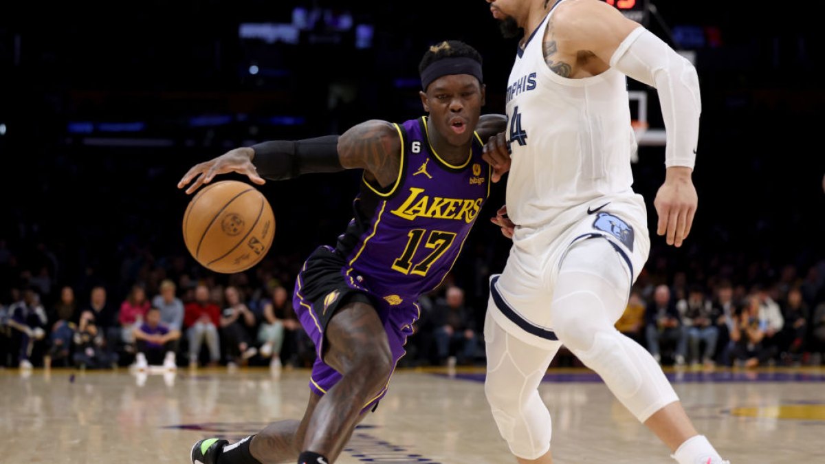 Lakers Rally Late 122-121 to Snap Grizzlies’ Winning Streak at 11 Games ...