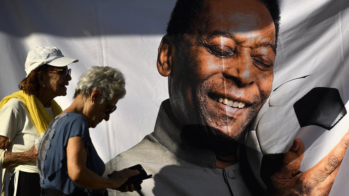 Pelé Buried in Cemetery in City He Made Famous – NBC Los Angeles