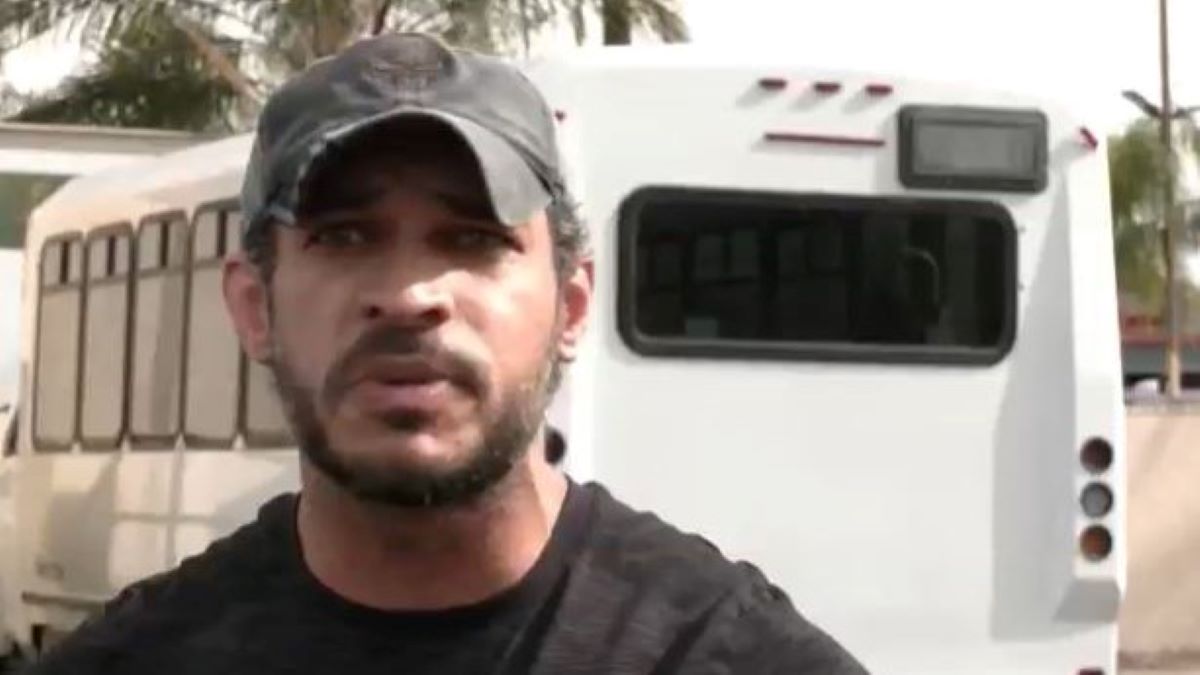 SoCal Restaurant Owner Buys Shuttle Bus to Give Homeless Rides – NBC ...