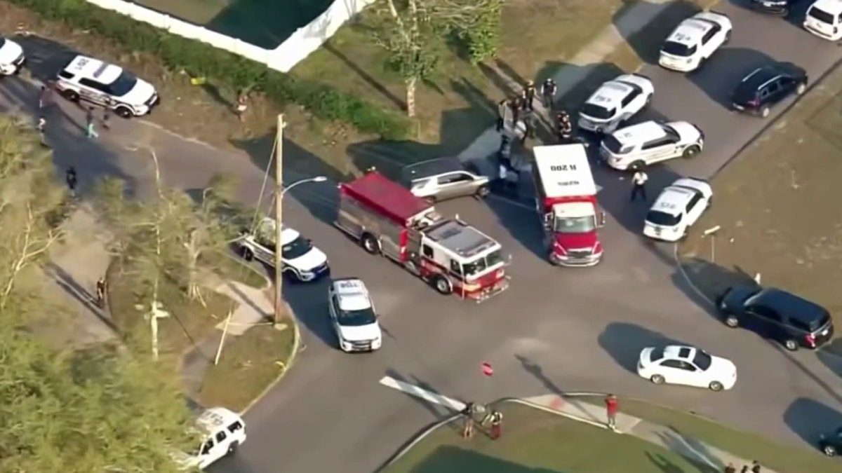 At Least 3 Dead In News Crew Shooting Nbc Los Angeles