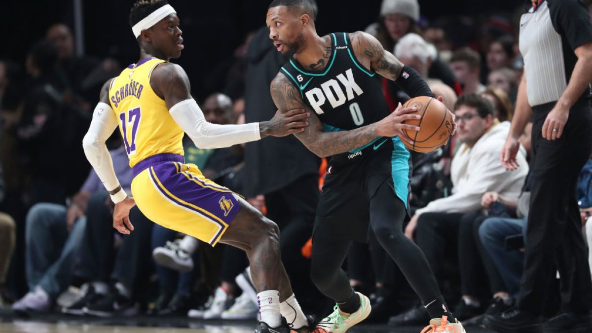 Damian Lillard Scores 40 in Blazers 127-115 Blowout Over Lakers – NBC ...