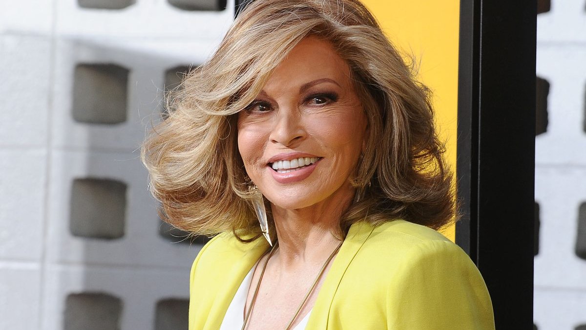 Iconic Sex Symbol and Actor Raquel Welch Dies at 82 – NBC Los Angeles