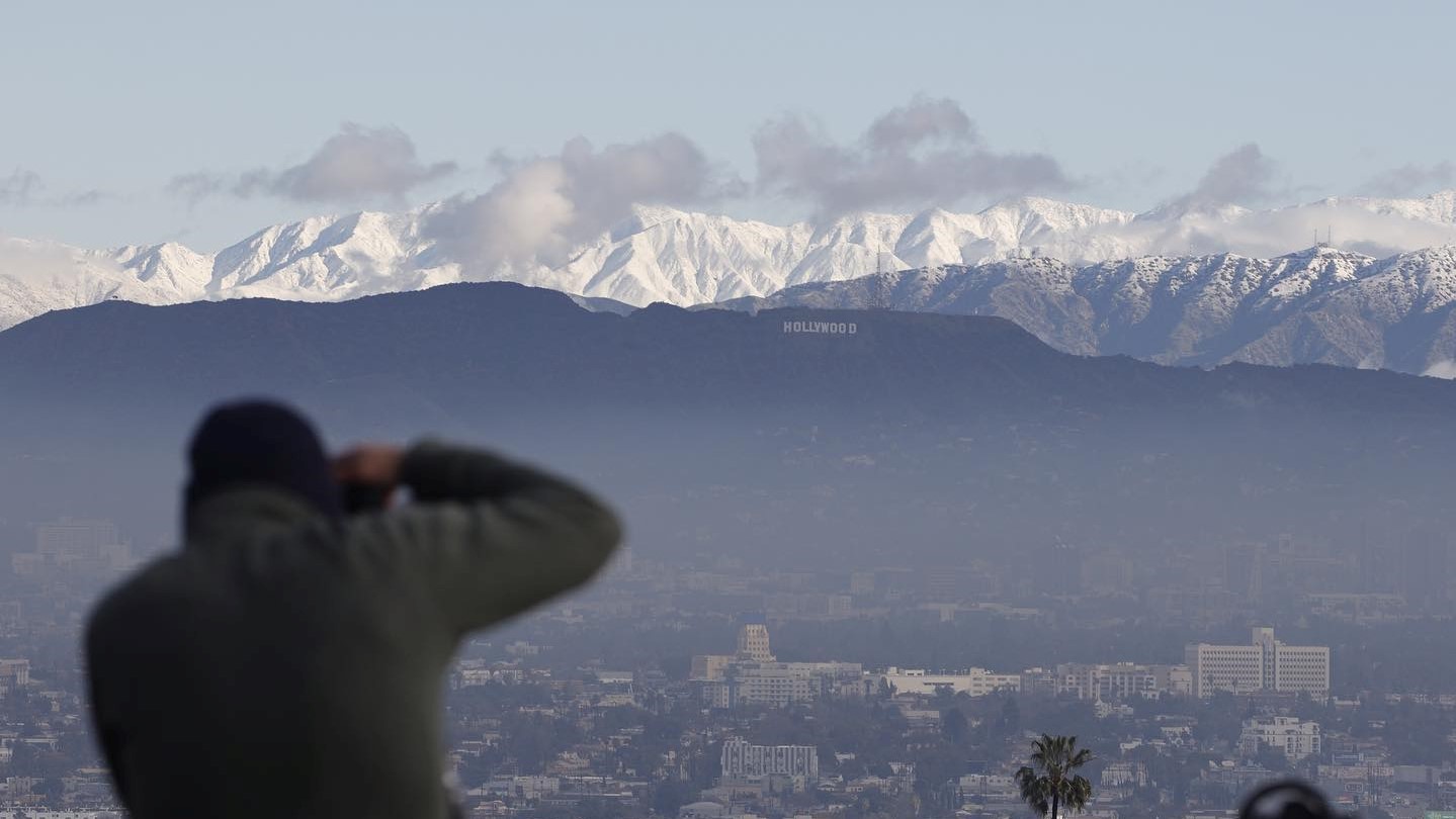 See Dramatic Views of LA With Snowy Mountains in Background – NBC Los ...