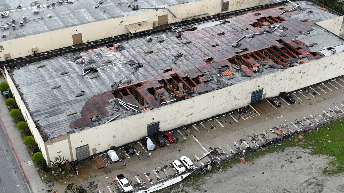 Tornado in Montebello Damages 17 Businesses – NBC Los Angeles