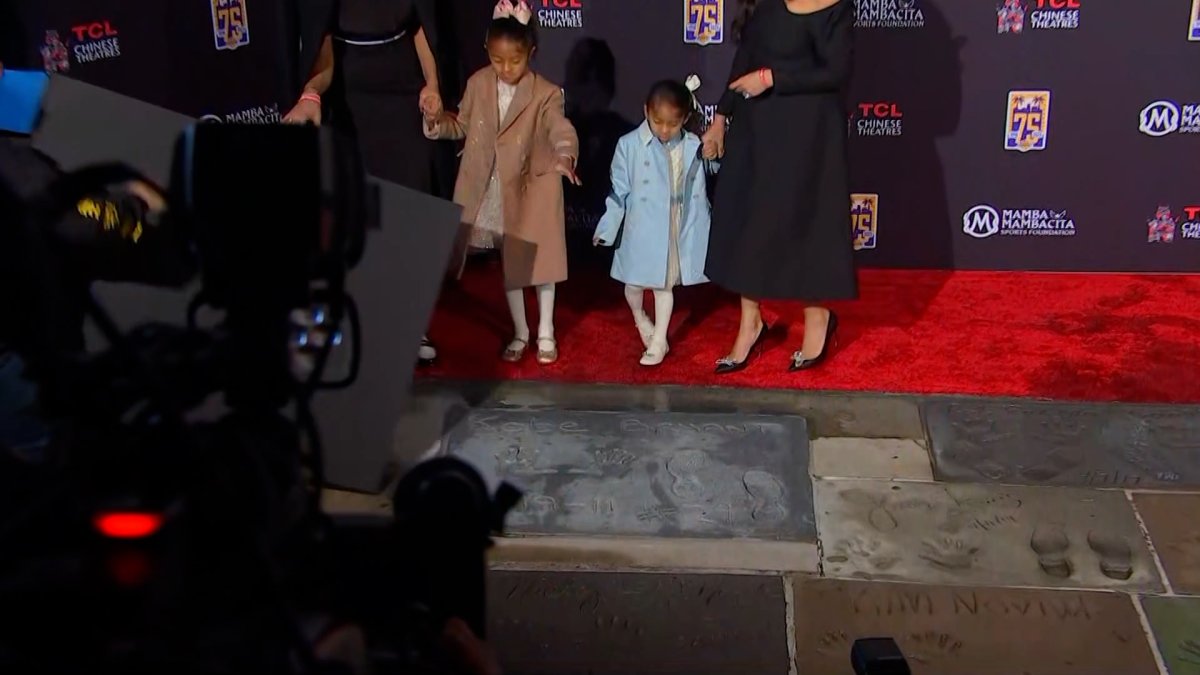 Kobe Bryant’s Handprints and Footprints Unveiled at TCL Chinese Theatre ...