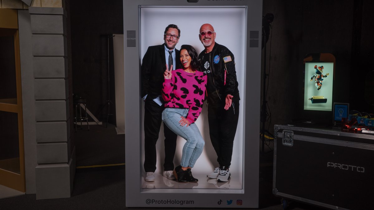 Beam Me Up, Scotty! Connect With Others Around The World Via Hologram ...