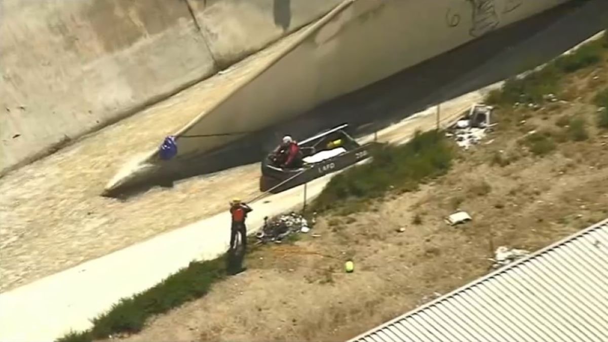 Man Rescued From Water in Pacoima Flood Control Channel – NBC Los Angeles