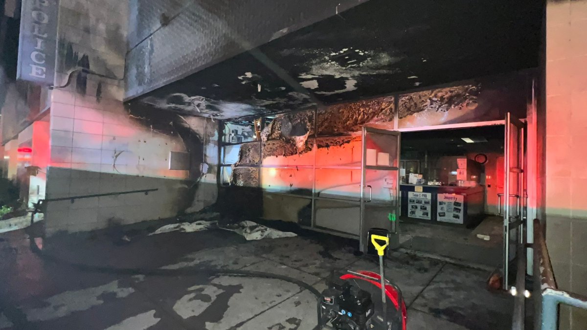 Burning Shopping Cart Pushed Into LAPD Station – NBC Los Angeles