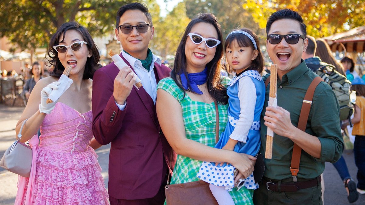 Dapper Day at Disneyland Has Vintage Style, Fun Flair, and a Retro-Cool ...