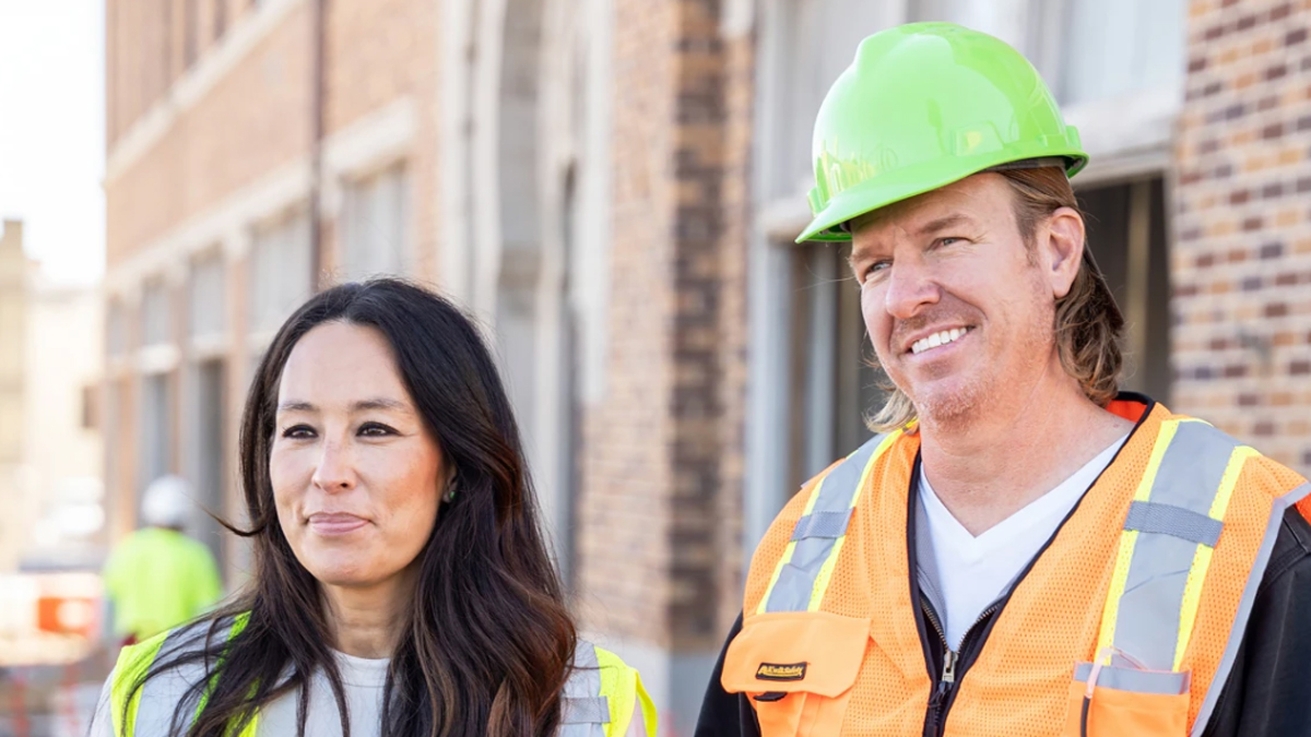 Chip And Joanna Gaines Announce Their Next Project Flipping … A Hotel