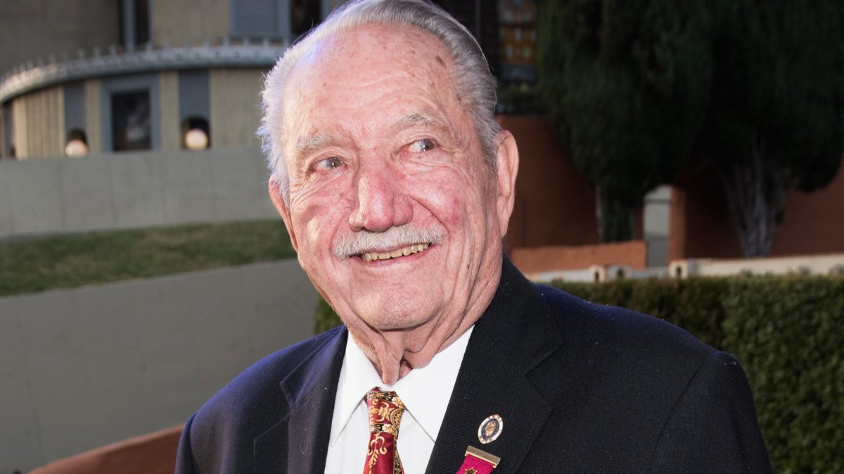 Founder of Hollywood’s Magic Castle Milt Larsen, Dies at 92 – NBC Los ...