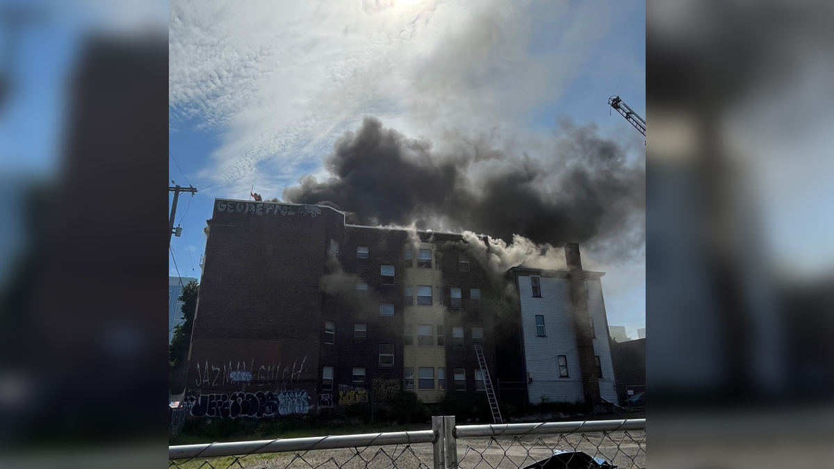 More Than a Dozen Rescued From Fire in Portland, Oregon – NBC Los Angeles