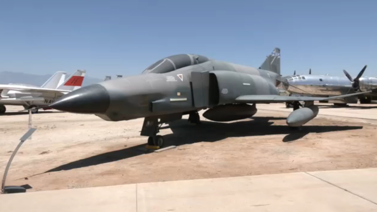 Driven by sense of purpose, crews work to restore vintage war planes in ...