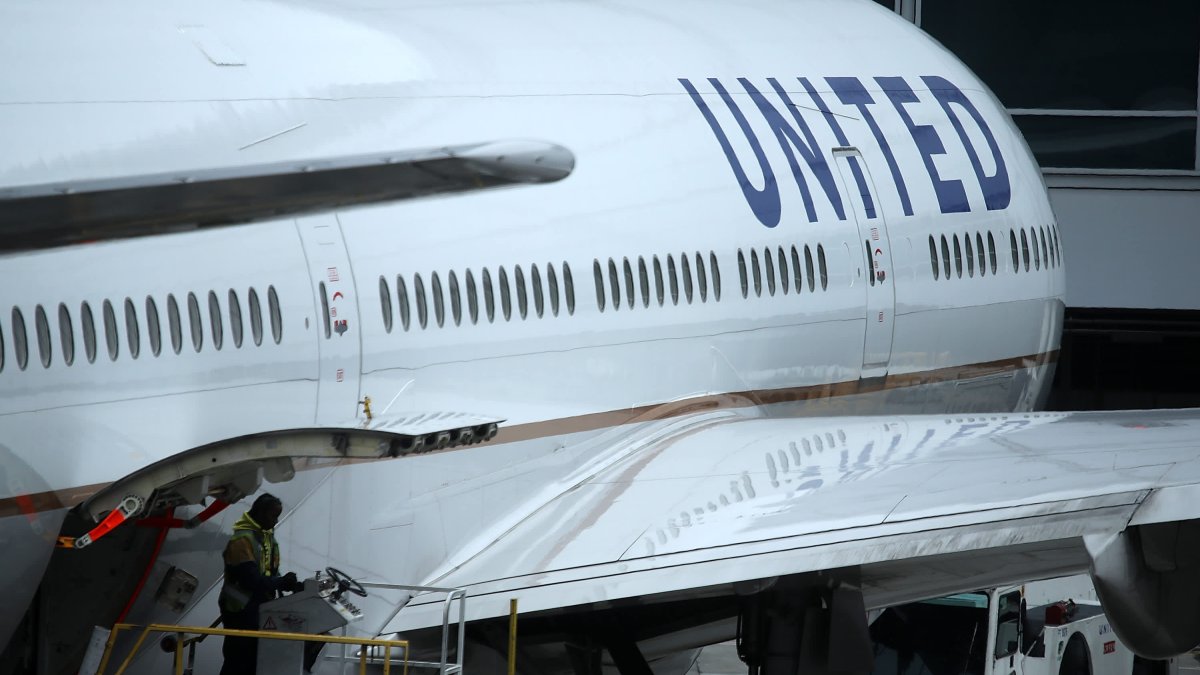 Newark-bound United Flight 883 diverts to Bangor, ME Friday – NBC Los Angeles