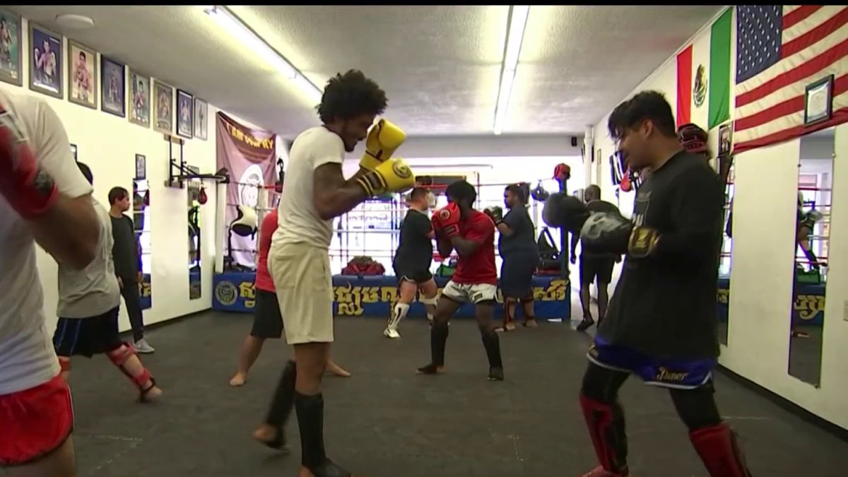 Historic kickboxing gym forced to relocate – NBC Los Angeles