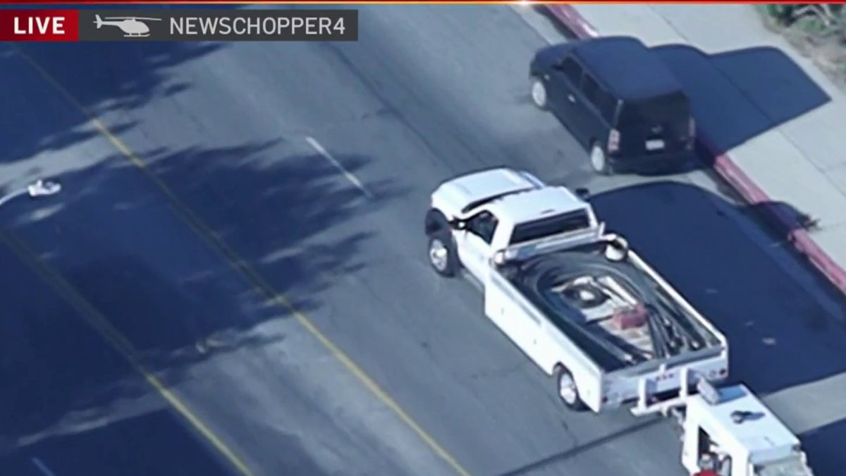 Lapd Chase Stolen Vehicle In San Fernando Valley Nbc Los Angeles