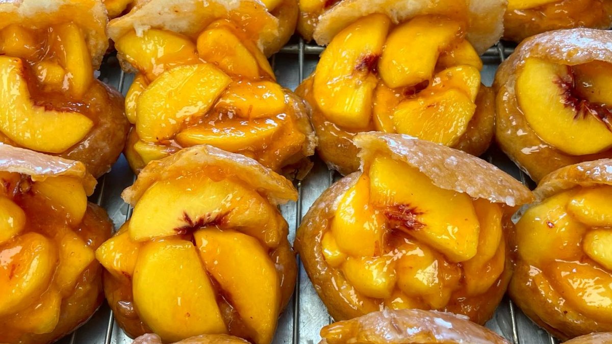 The Donut Man’s peachiest treats are here (but only for a short time ...