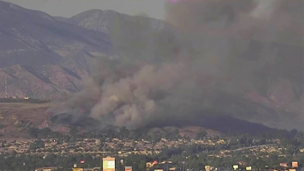 Time-lapse video captures flare-up of Sunset Fire in Banning – NBC Los ...