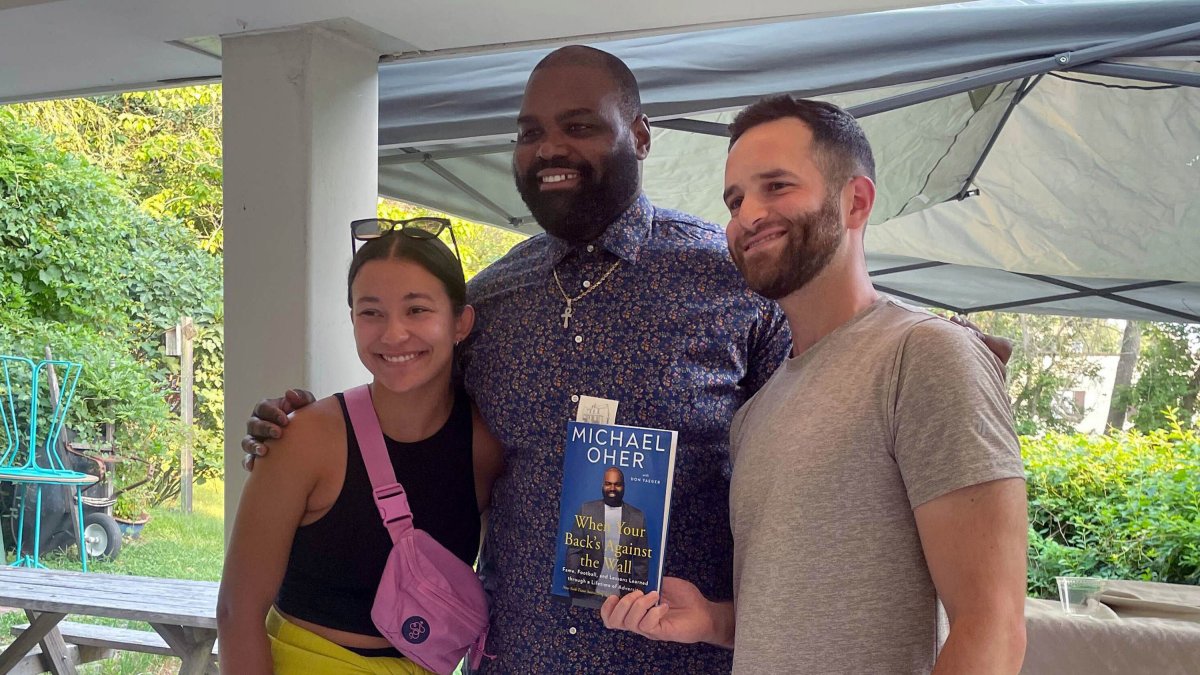 Michael Oher holds book signing in Baltimore after suing to end his ...