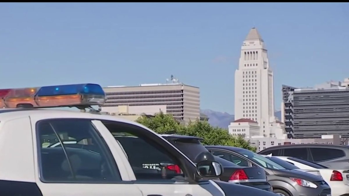 LA announces tentative labor deal with LAPD union – NBC Los Angeles
