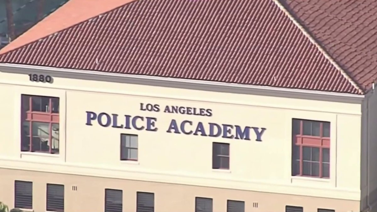 Lapd Sees Drop In Staffing Numbers Nbc Los Angeles